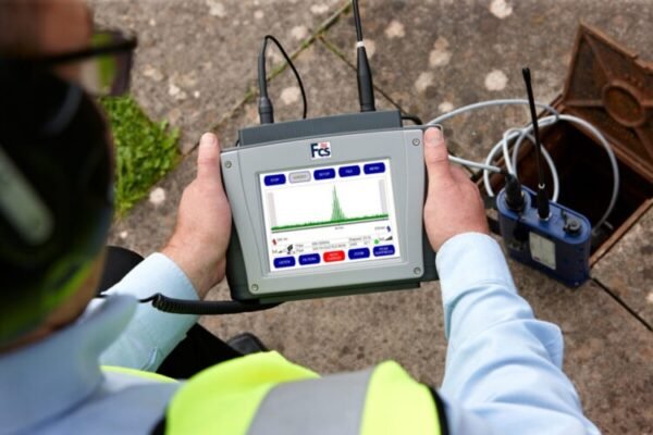 Pipeline Inspection Camera - Pearpoint pipeline inspection system